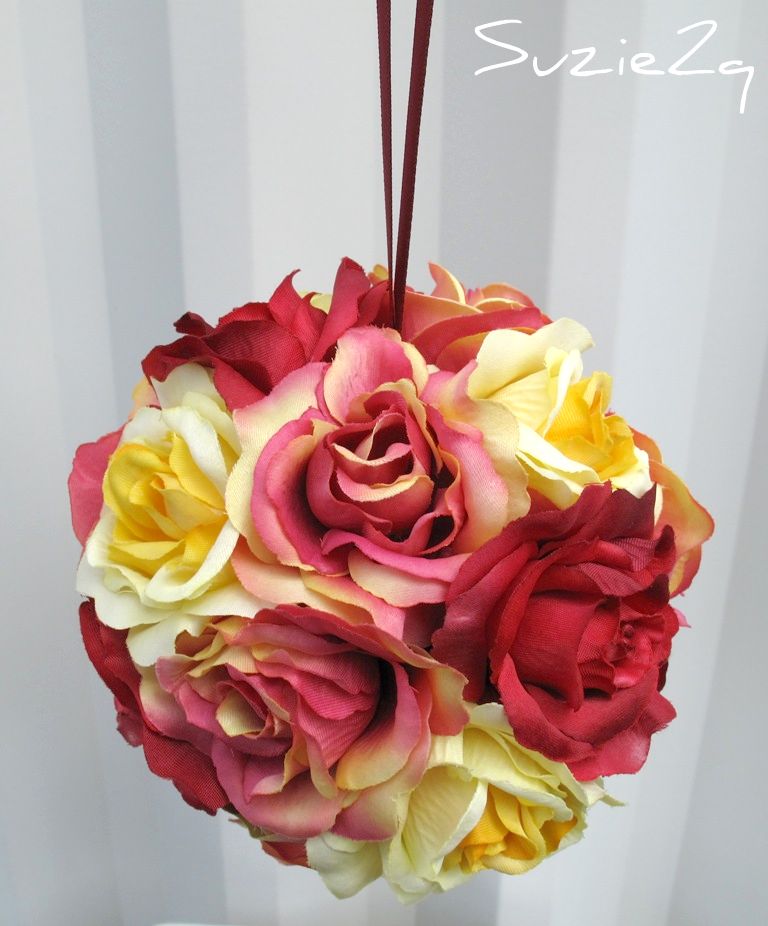 Bride in Bloom: Pomander floral kissing ball