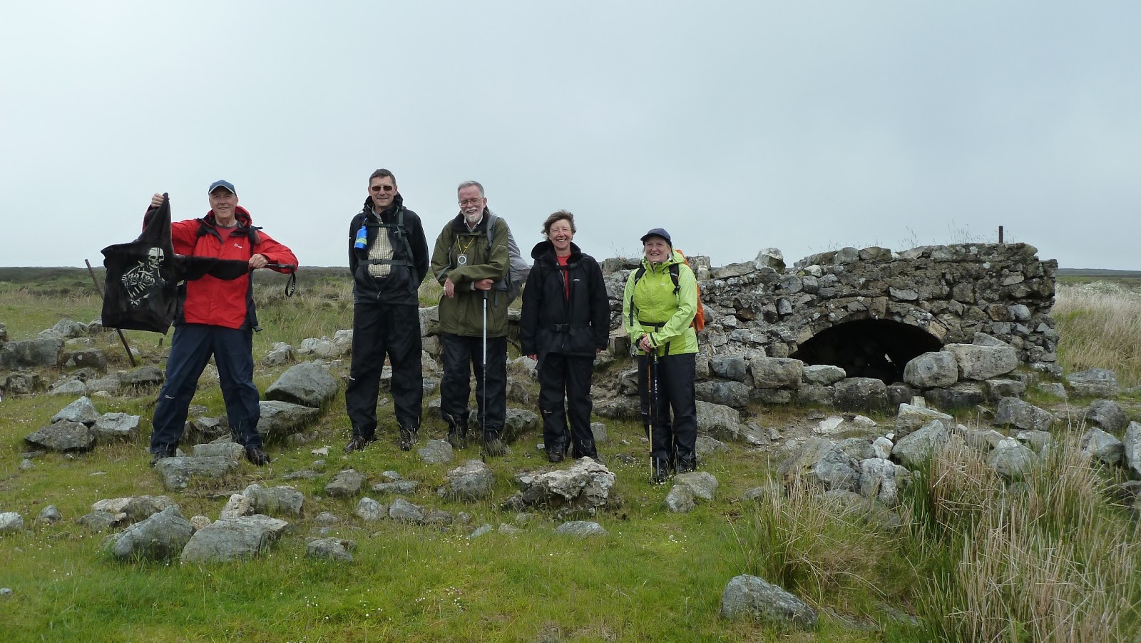 Harris Hikers: Around Minera Mountain 20h June 2013