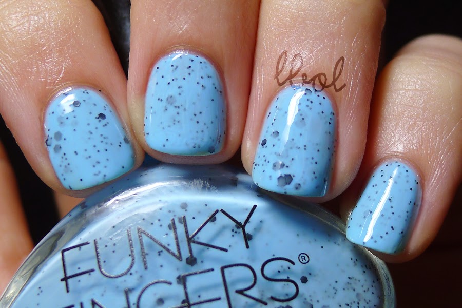 Little Bottles of Love: Funky Fingers - Berried Treasure, Fro Yo, Puffo ...