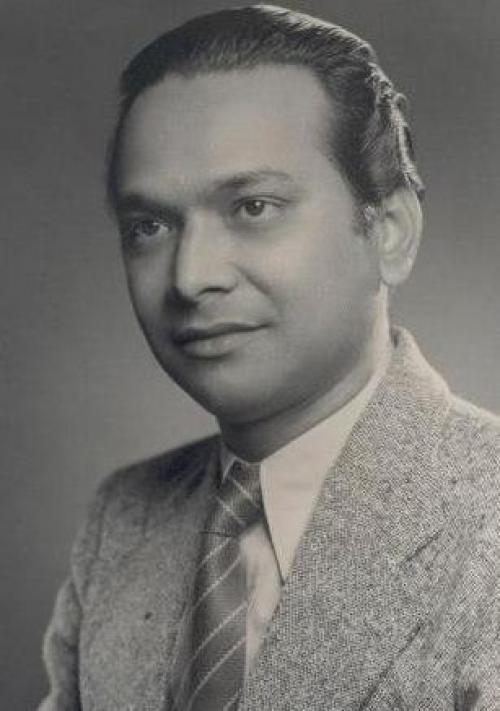 Nostalgic memories of Hindi songs - in the voice of Dr. C. V. Naik: 2018