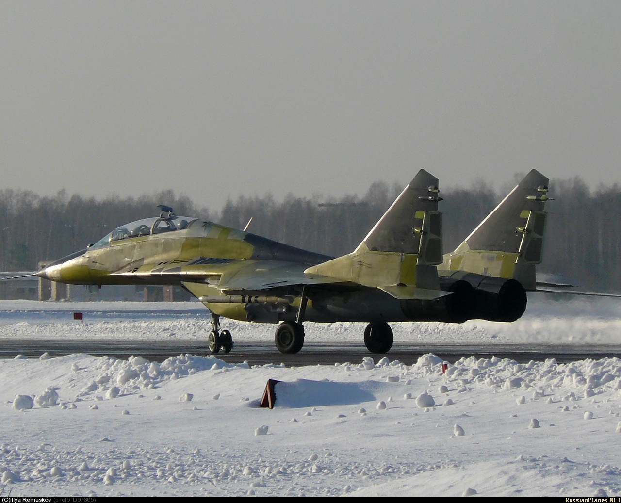 DEFENSE STUDIES: New MiG-29 UB for the Myanmar Air Force