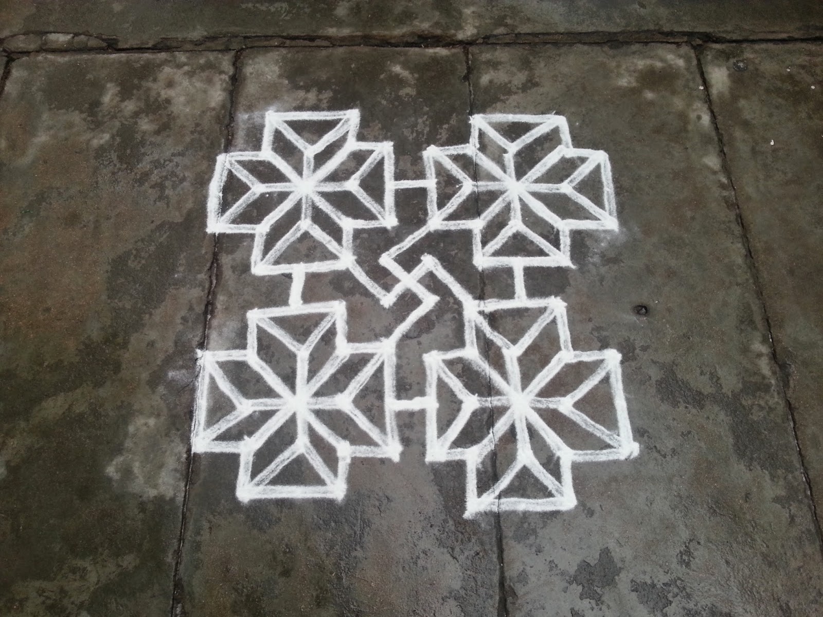 Rangoli designs/Kolam: [S.No 123] 8 Pulli 8 Varisai Kolam