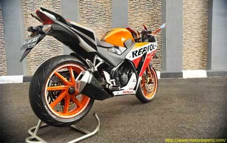 Modifikasi CBR150R Lokal K45 ala Mono Arm Moge 400cc | Spek Motor