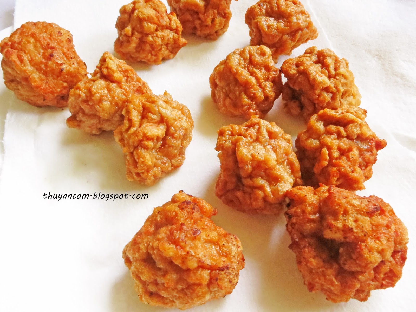 Blog of Salt: Bun Moc - Pork Paste Soup