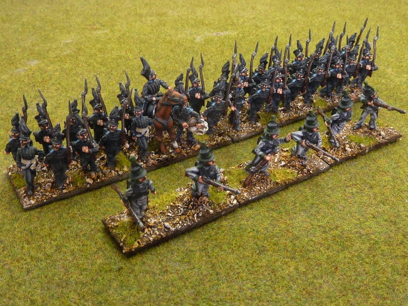 Lace 'n Big Hats: 28mm Black Brunswickers