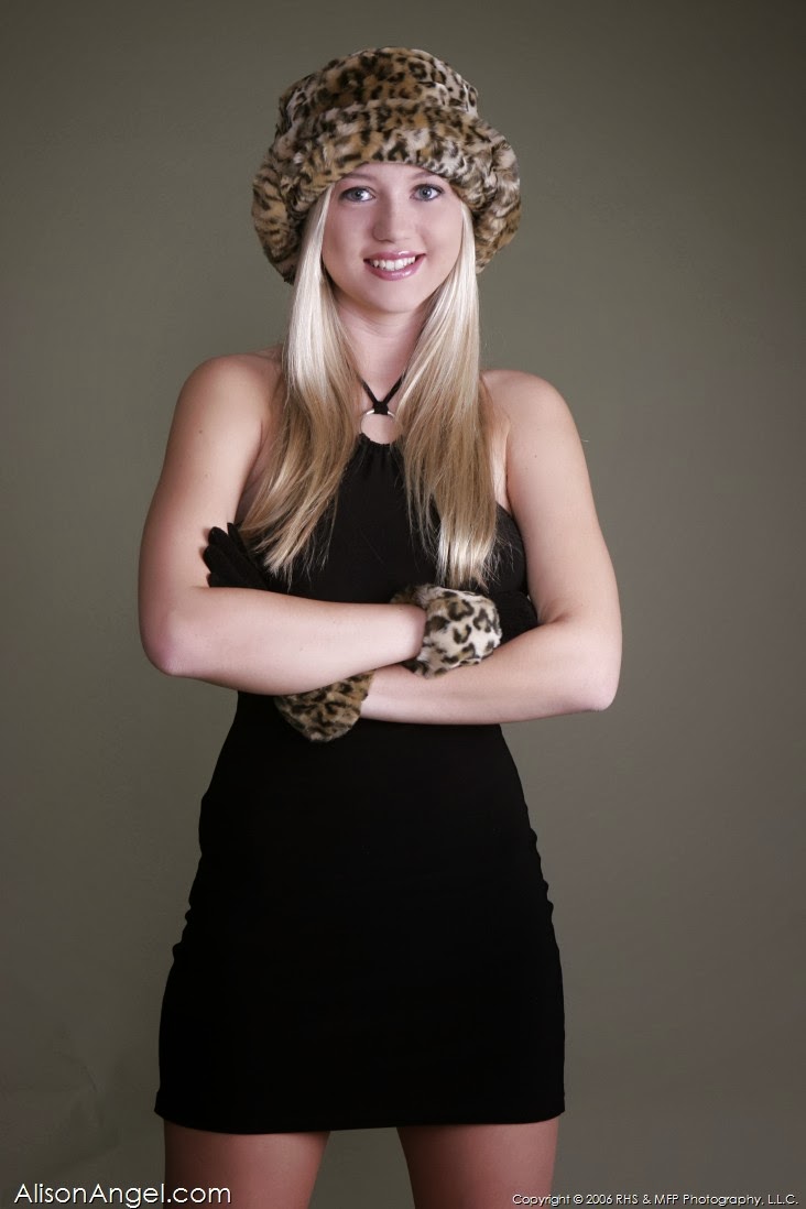 Biografias: Alison Angel Fotos #26