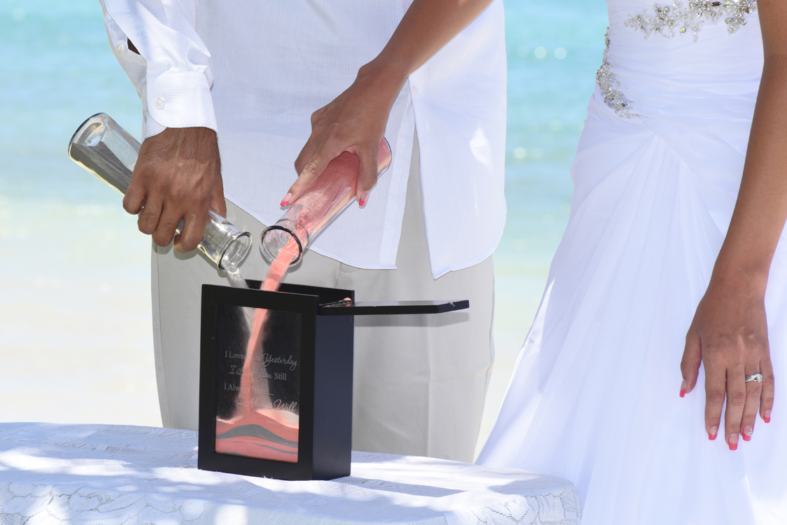 Bridal Dream Hawaii - Wedding Blog: Sand Ceremony
