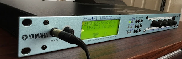 MATRIXSYNTH: Yamaha FS1R Rack Mount Format Shaping FM Synthesize