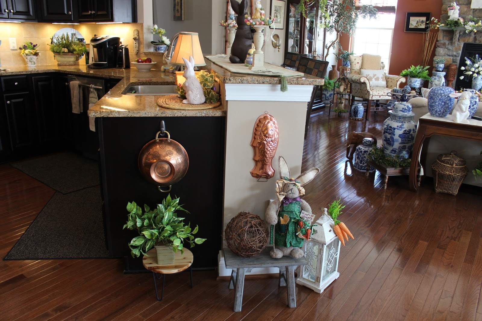 Designs by Pinky: Bunnies in the Kitchen!!