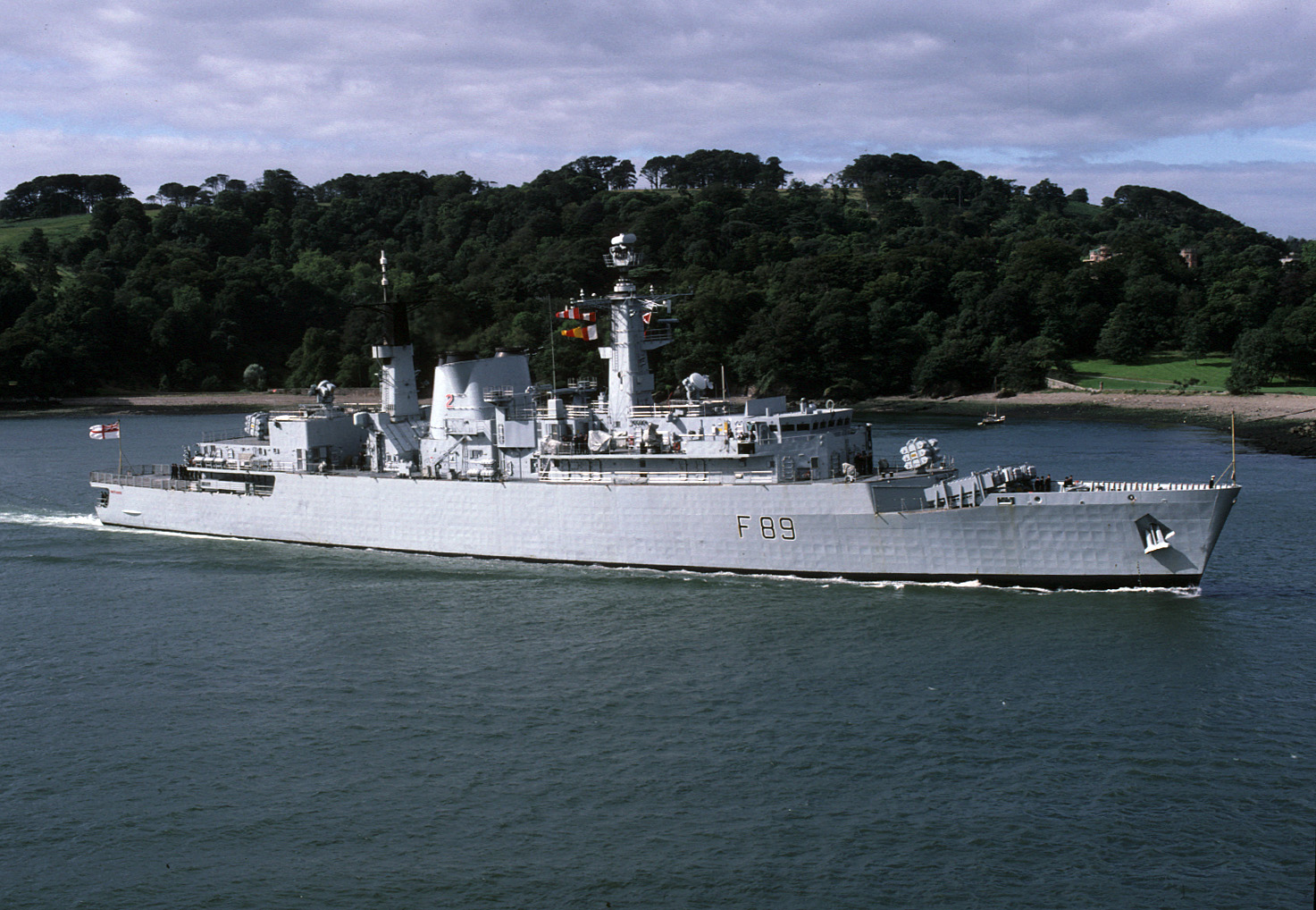 BRIAN'S SHIPPING PHOTOS: BRITISH WARSHIPS ONE
