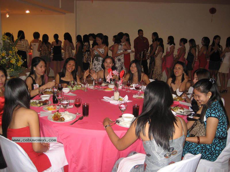 Cebu Women: Cebu Women: Of Love and Romance