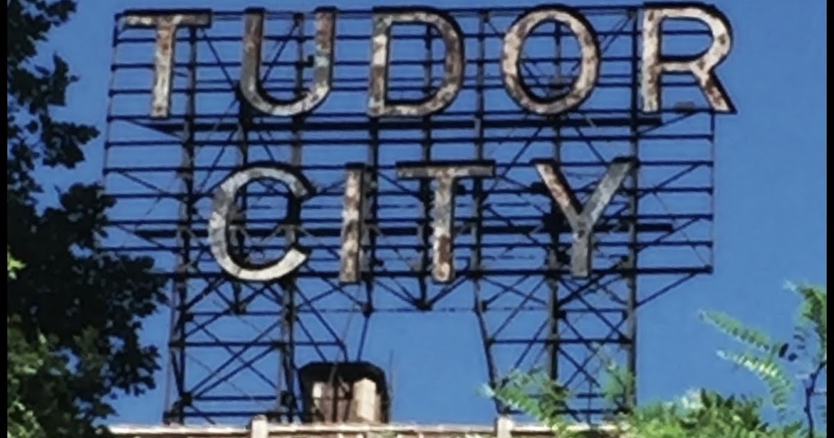 Tudor City Confidential: SIGN APPRECIATION DAY