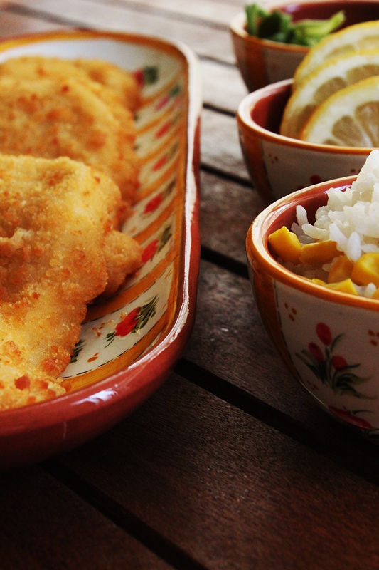 Cozinhadaduxa: Filetes de Pescada Panados com Arroz de Milho