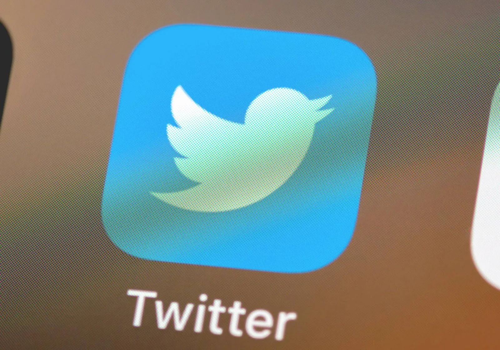 Wong’s fascinating discovery of Twitter's unrevealed feature