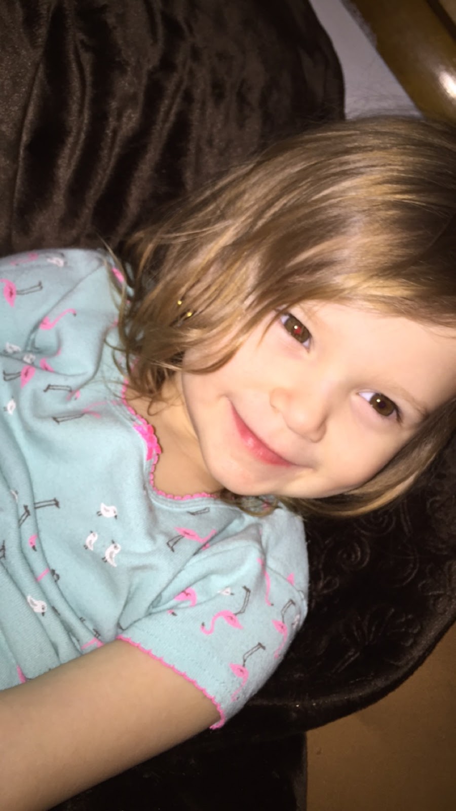 welcome to our blog.: Kylee + Kaylee - Three Years Old