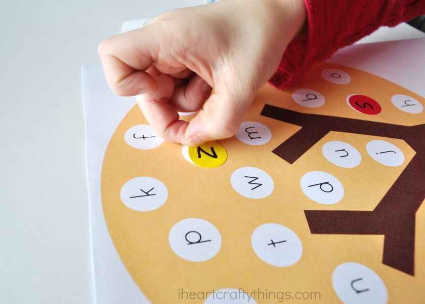 Fun Fall Tree ABC Match Preschool Printable - I Heart Crafty Things