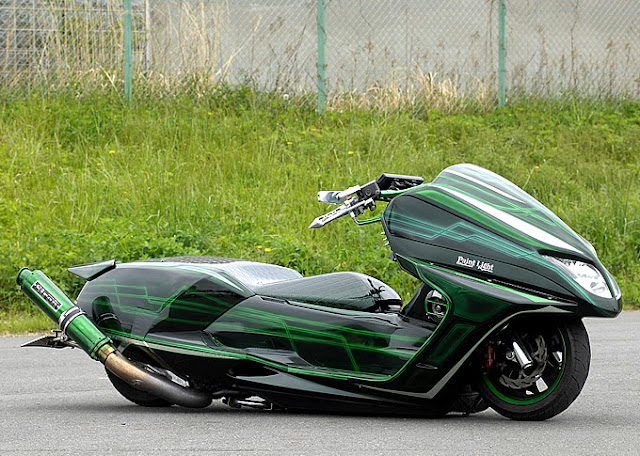 Planet Japan Blog: Yamaha Maxam by Paint-Light