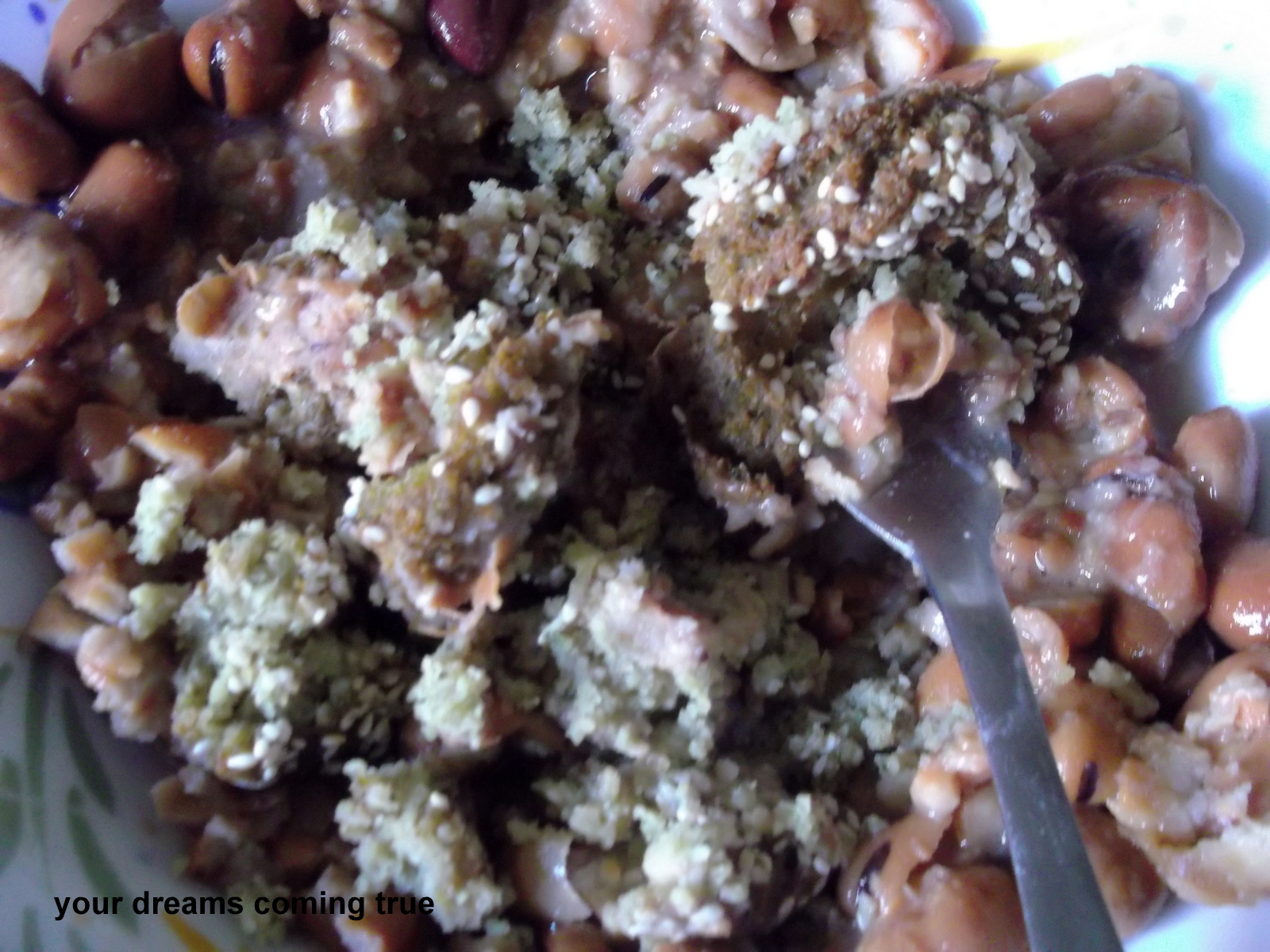 Egyptian Fool Medammess Beans With Tahini, Tomato / Lettuce Salad ...