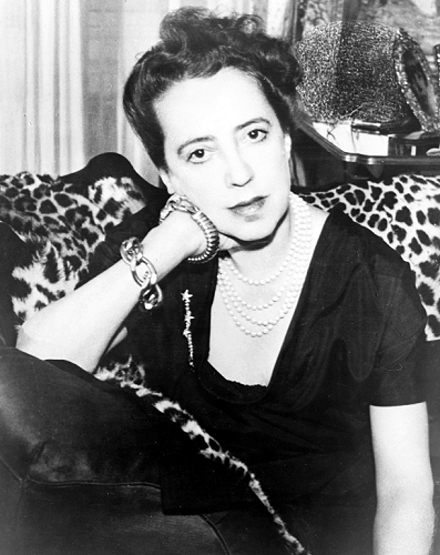 PearlModern: Elsa Schiaparelli