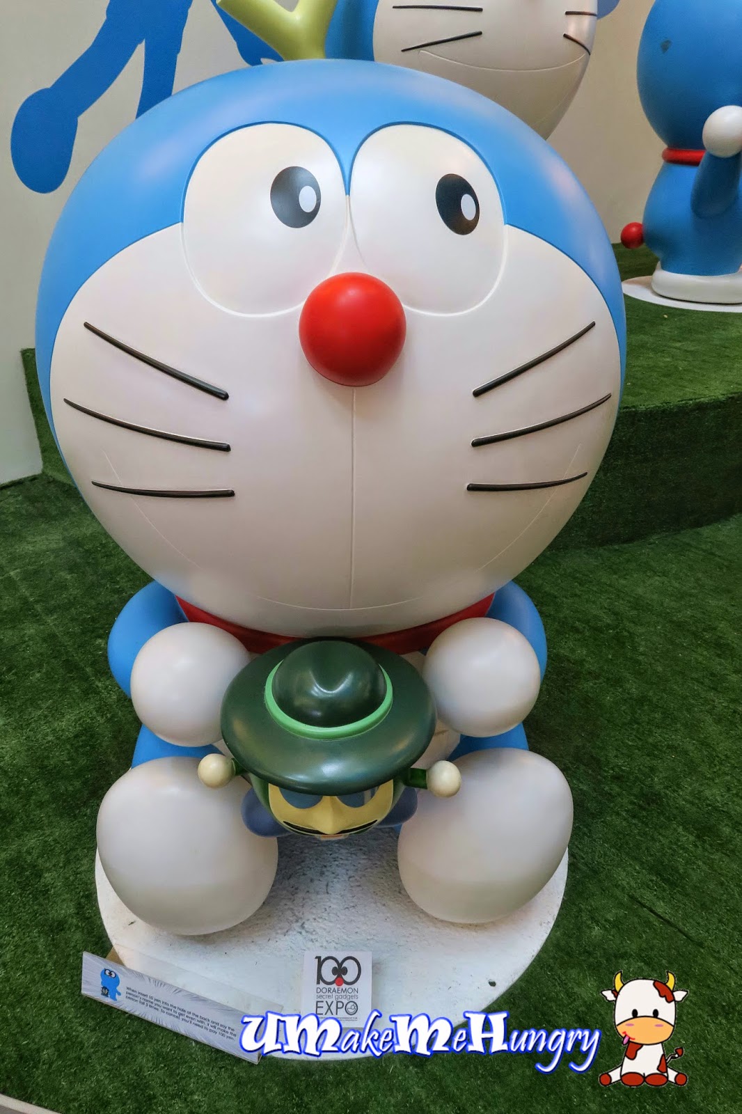 Wear it on then you can produce light ray that attracts wild animals ...