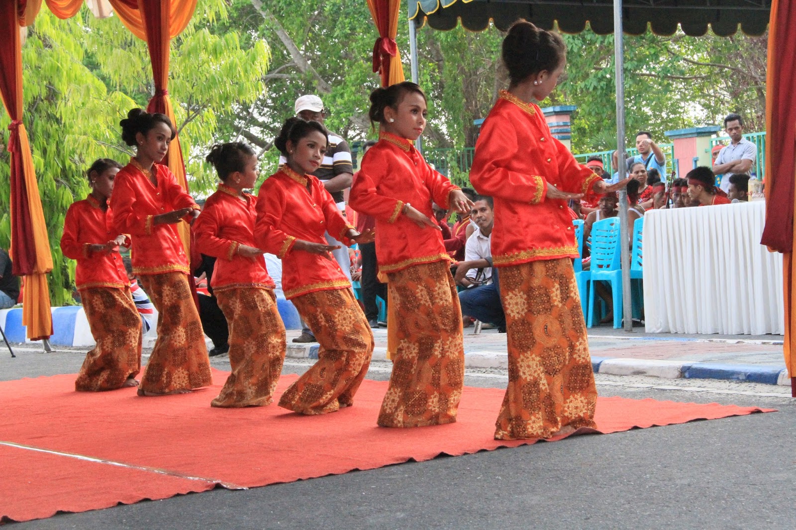 Keanekaragaman Kepulauan Kei / Kei Island: Tarian Khas Masyarakat ...