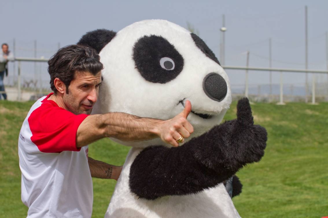 Escolinha do Figo está de regresso ao Panda | Gestão e Marketing do ...