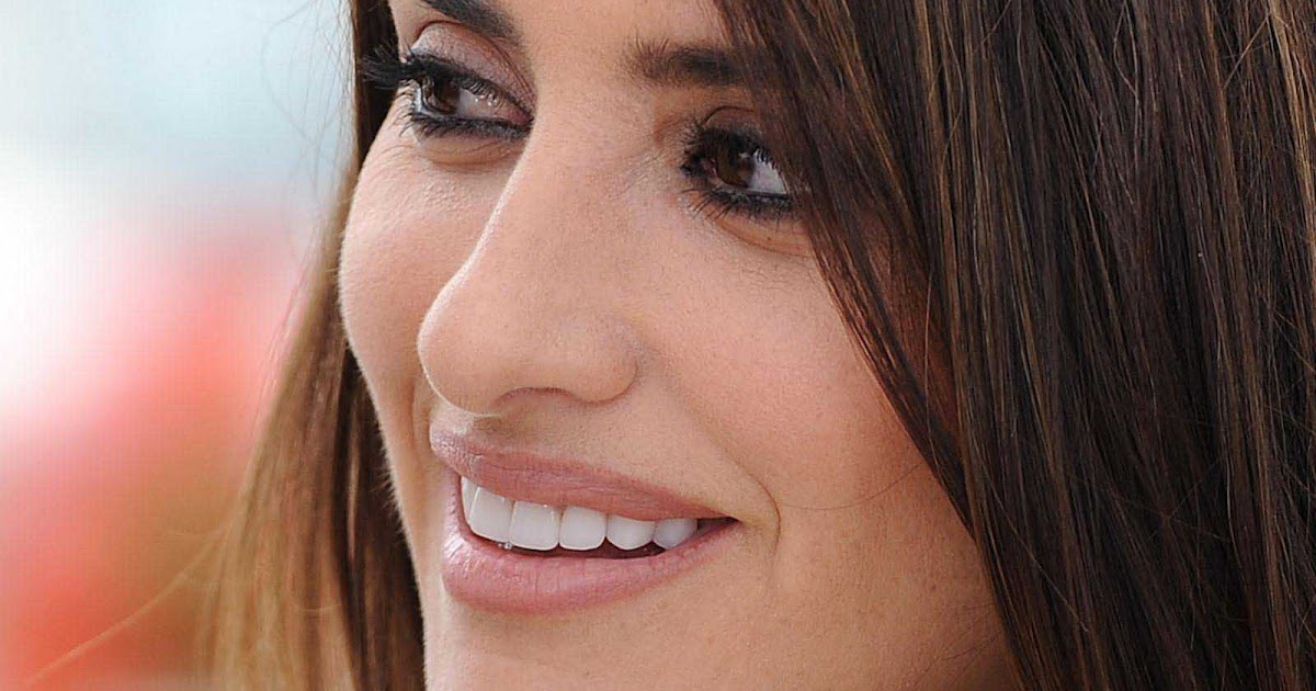 Penelope Cruz...Τα κάνει όλα με πάθος - Τρελό Γαϊδούρι