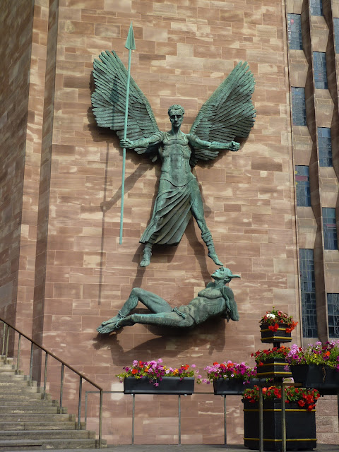 I'm Trying, Honestly!: Coventry Cathedral