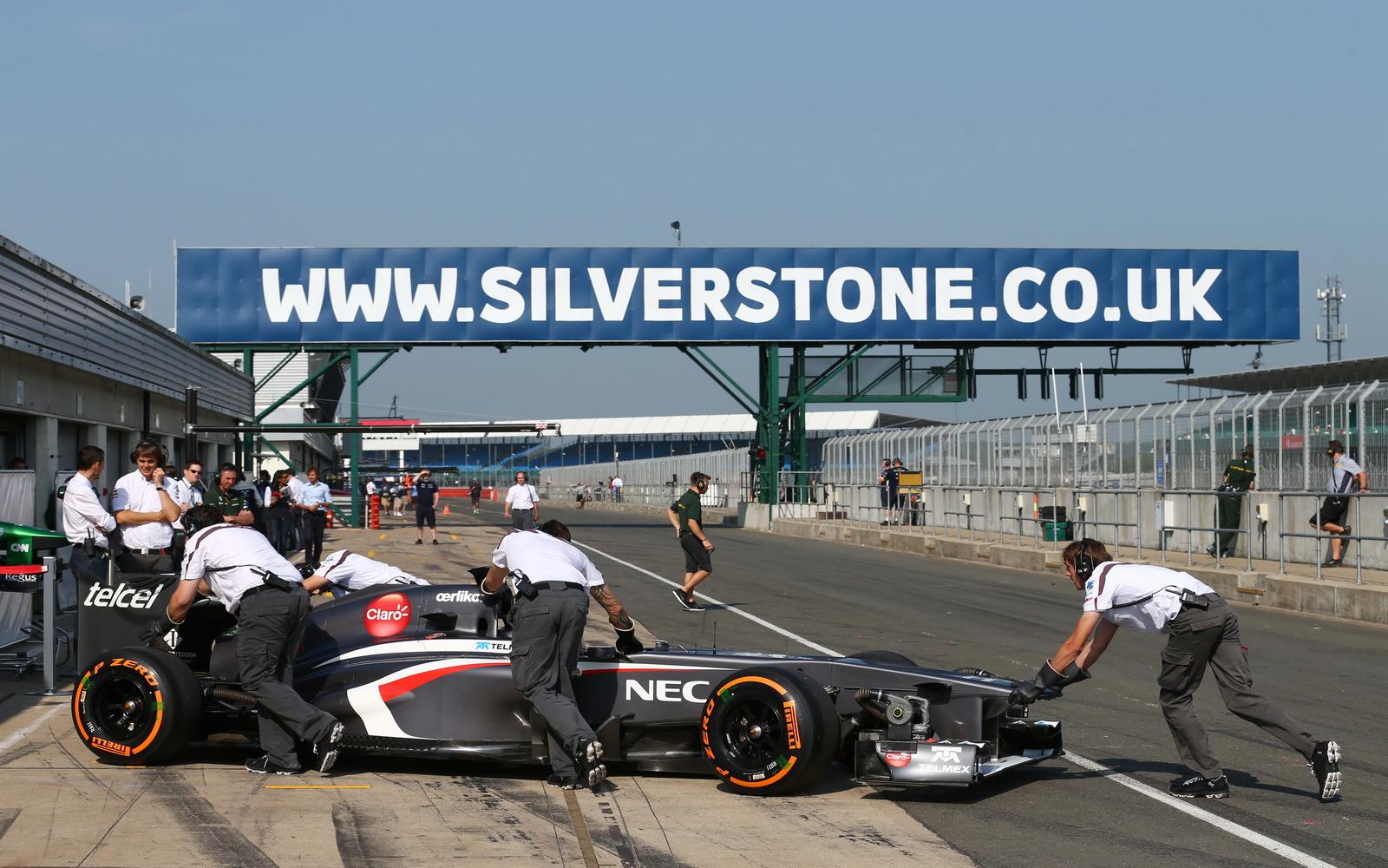 2013 SILVERSTONE TEST: DAY 1 IN HIGH RESOLUTION IMAGES - FORMULA 1