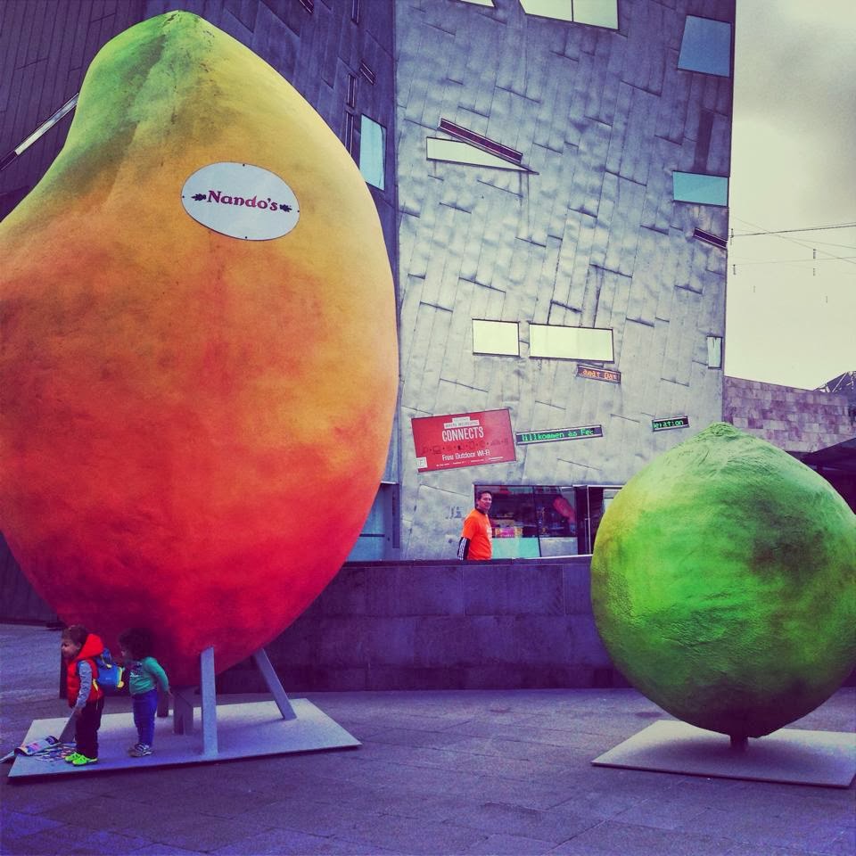 Giant Mango Disappearance in Australia ~ ViewEveryDay.com