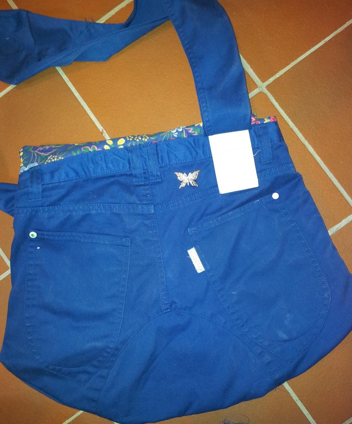 evagårsolo: Humør-bukse ble humør-veske, redesign