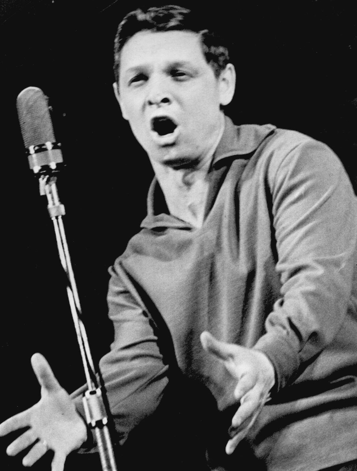 WORLD MUSIC: Eduard Khil