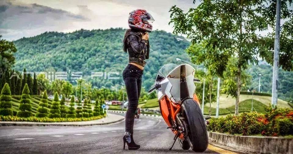 Mercenary Garage : KTM Girl