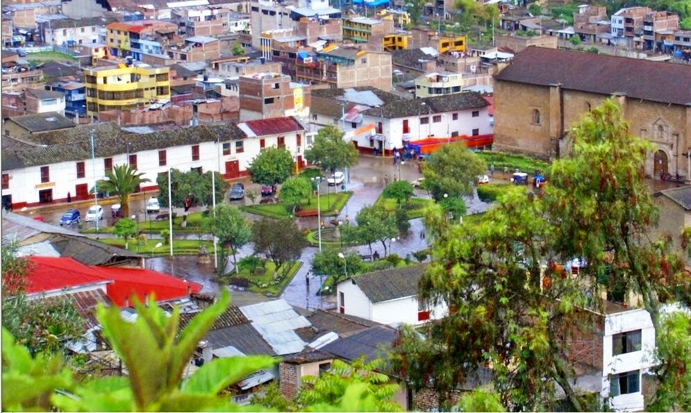 VALLE DEL DISTRITO TURPO ANDAHUAYLAS: paisajes del distrito de turpo