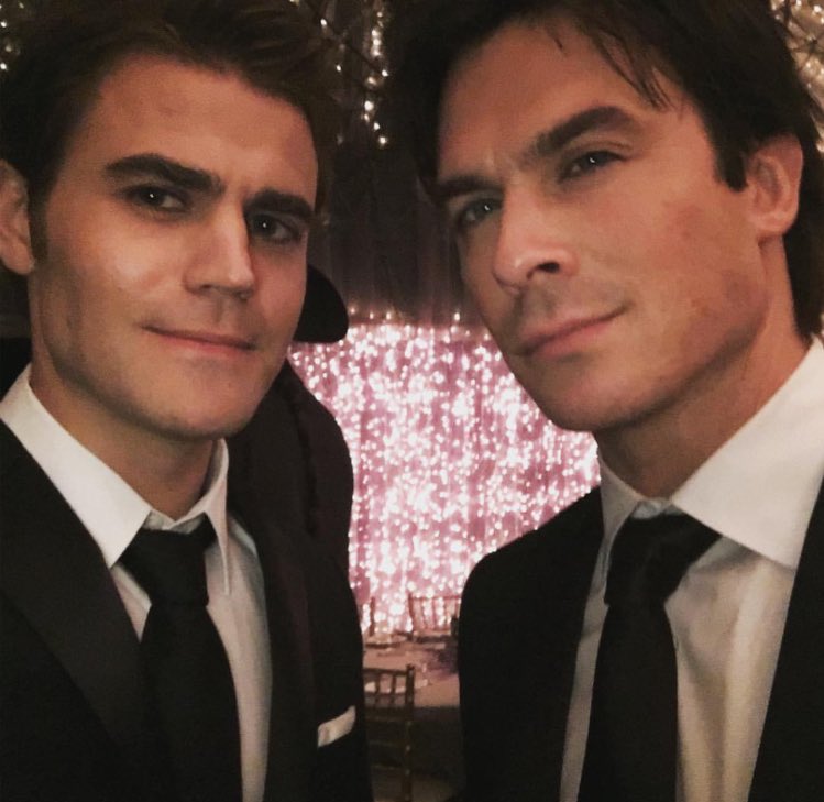 Nuevas fotos de Ian y Paul filmando el 8x15