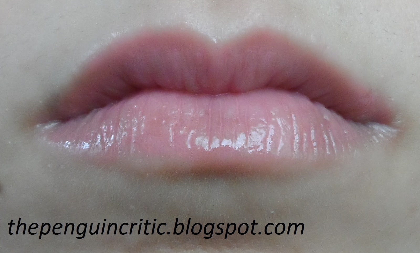 The Penguin Critic: Lips: NYX Butter Gloss in "Maple Blondie"