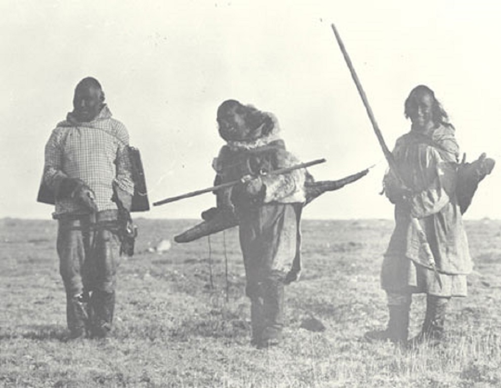 Pueblos en el hielo: COPPER INUIT (Kitlinermiut)