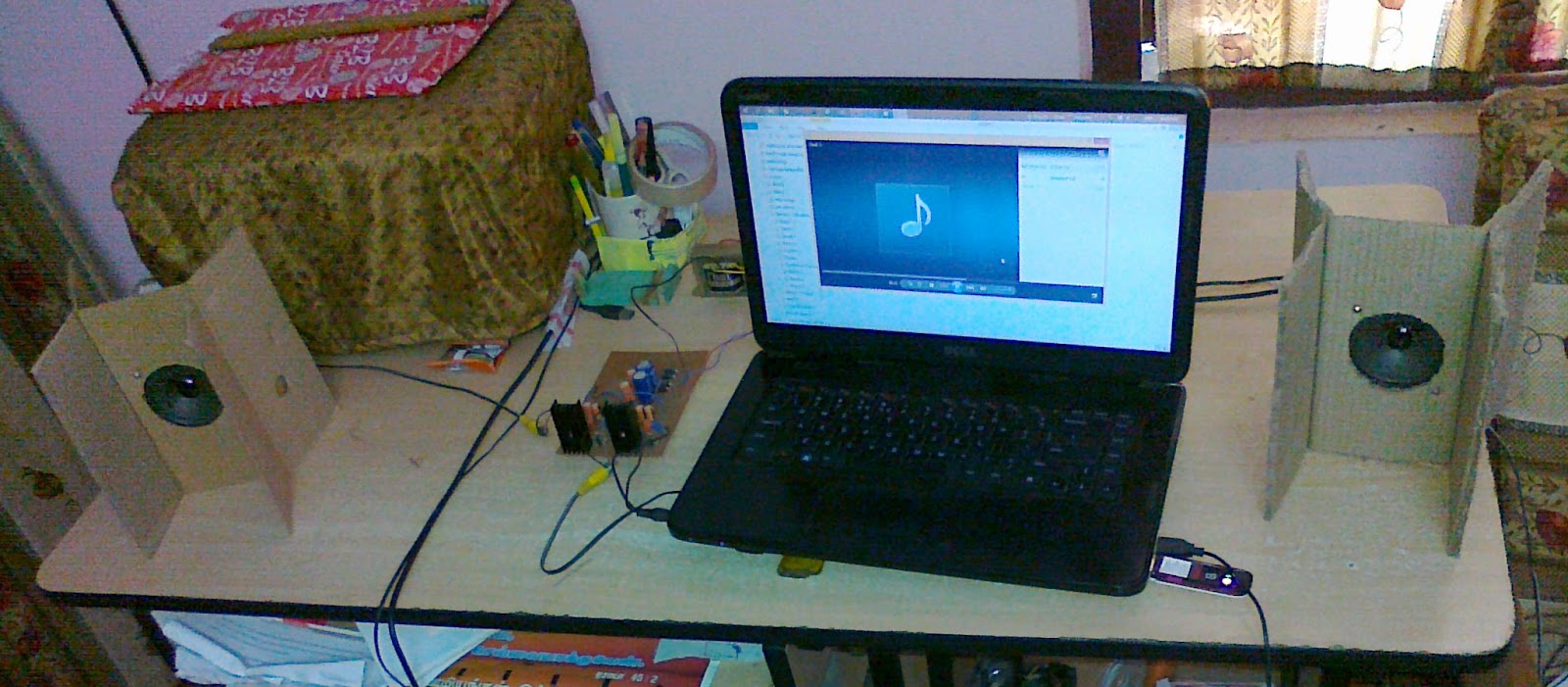 Compact Open baffle speakers that definitely will win box speakers