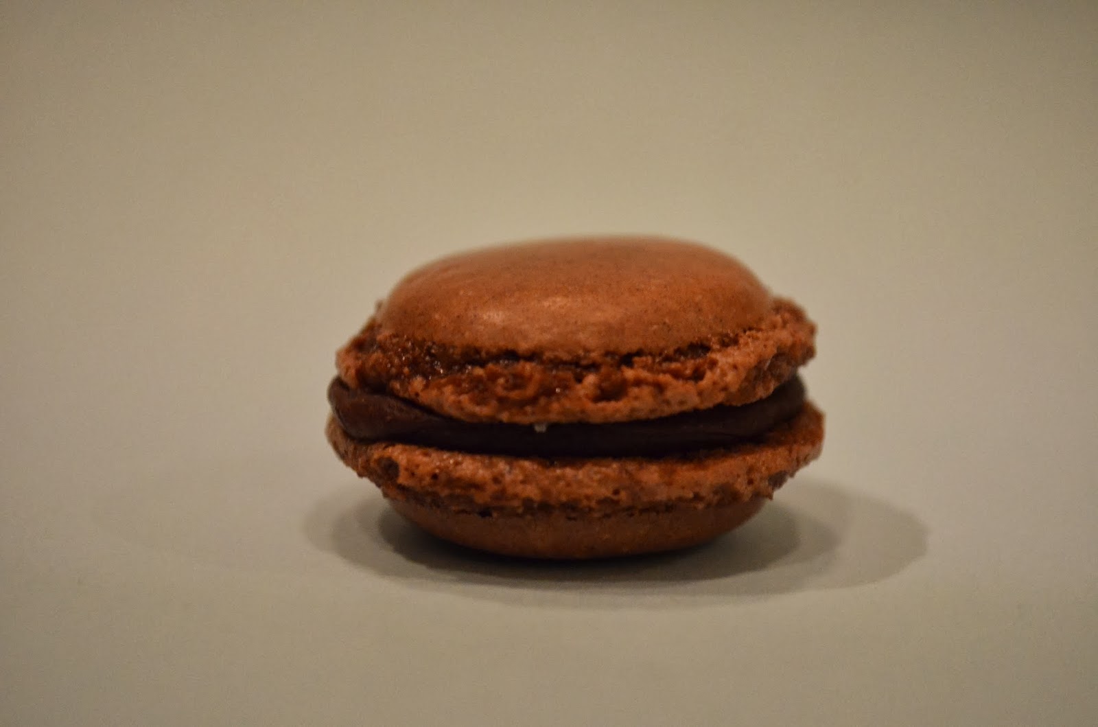 HIMBEERMILCH: Schoko-Macarons