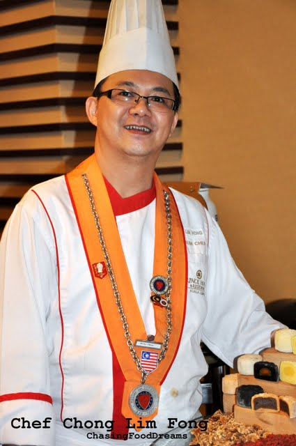 CHASING FOOD DREAMS: August 2011