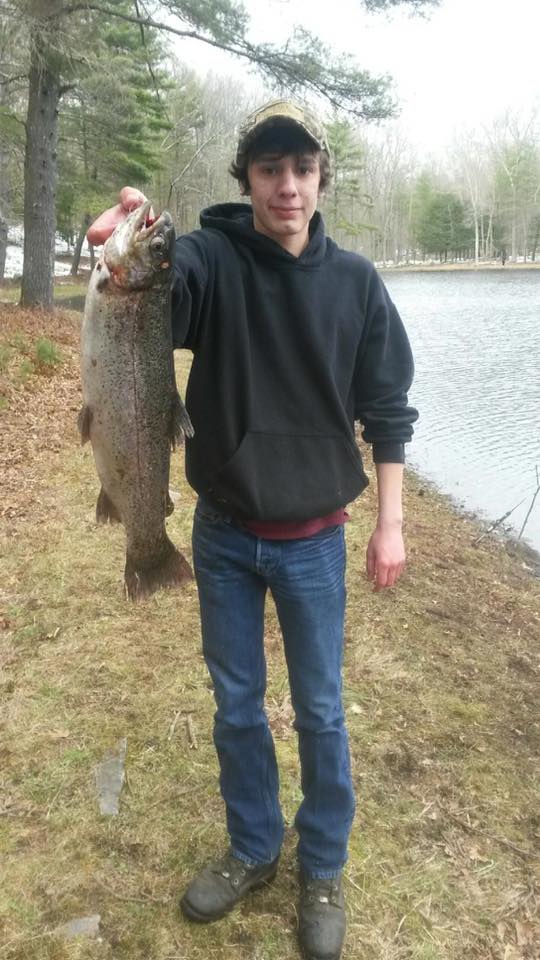 Outdoor Scene Sunday at 9 am on wnri.com, Smokin' 99.9 fm, Alexa, Tune ...