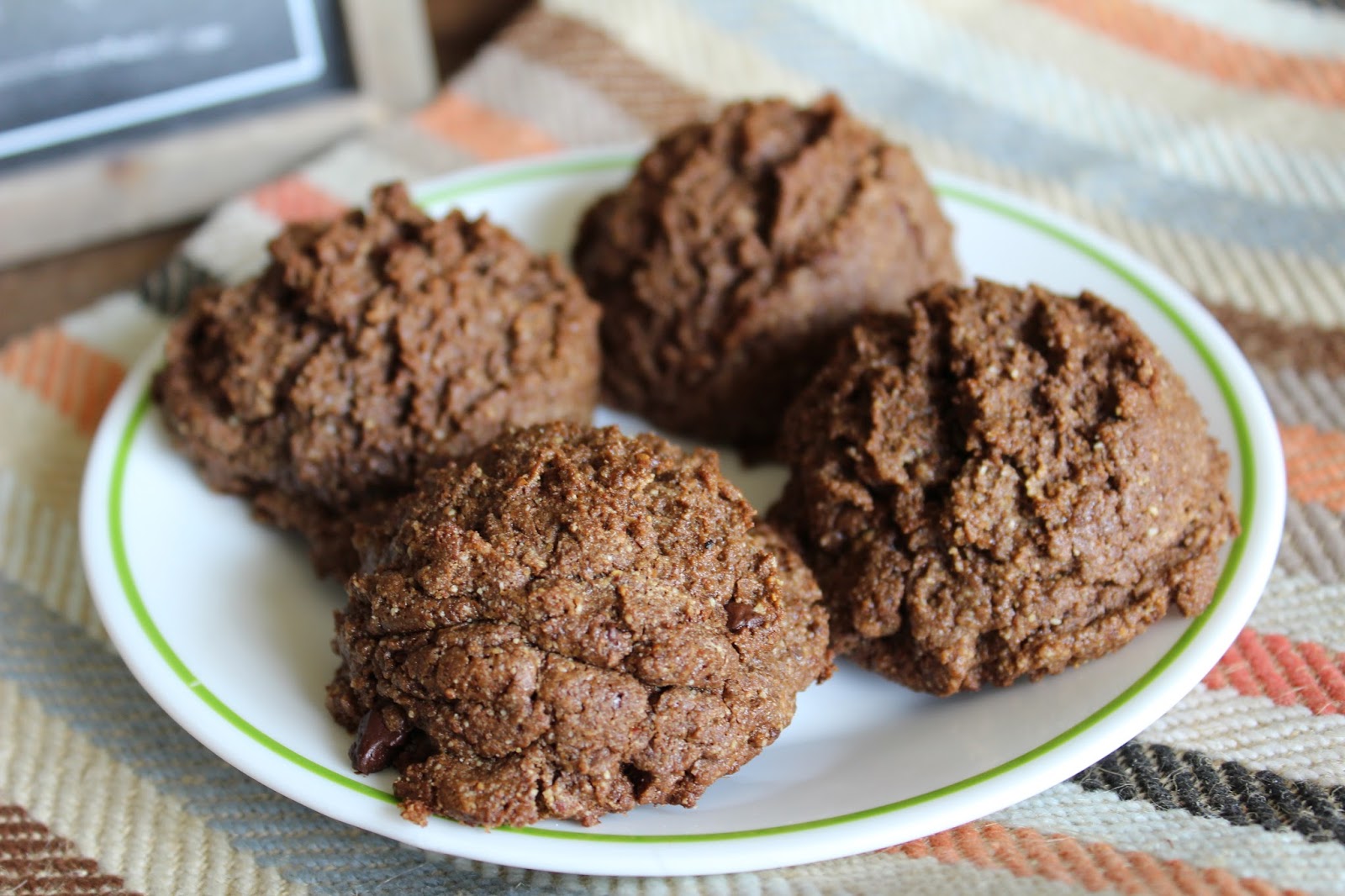 The Sweet Life: Diary of a Health Nut: {Vitamin Chocolate Cookies}