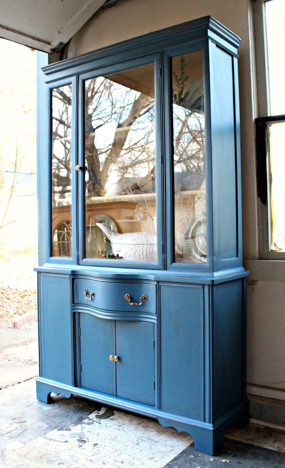 Heir and Space: A Vintage Hutch in Newt's Blue