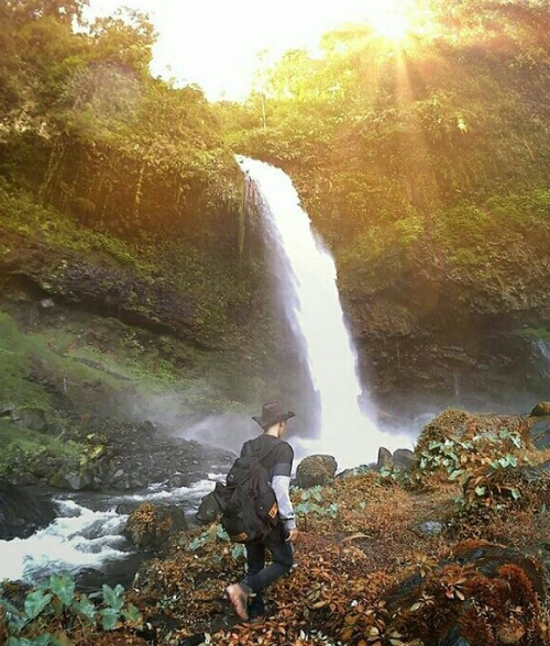 Spot Baru Curug Ciparay Cigalontang Tasikmalaya