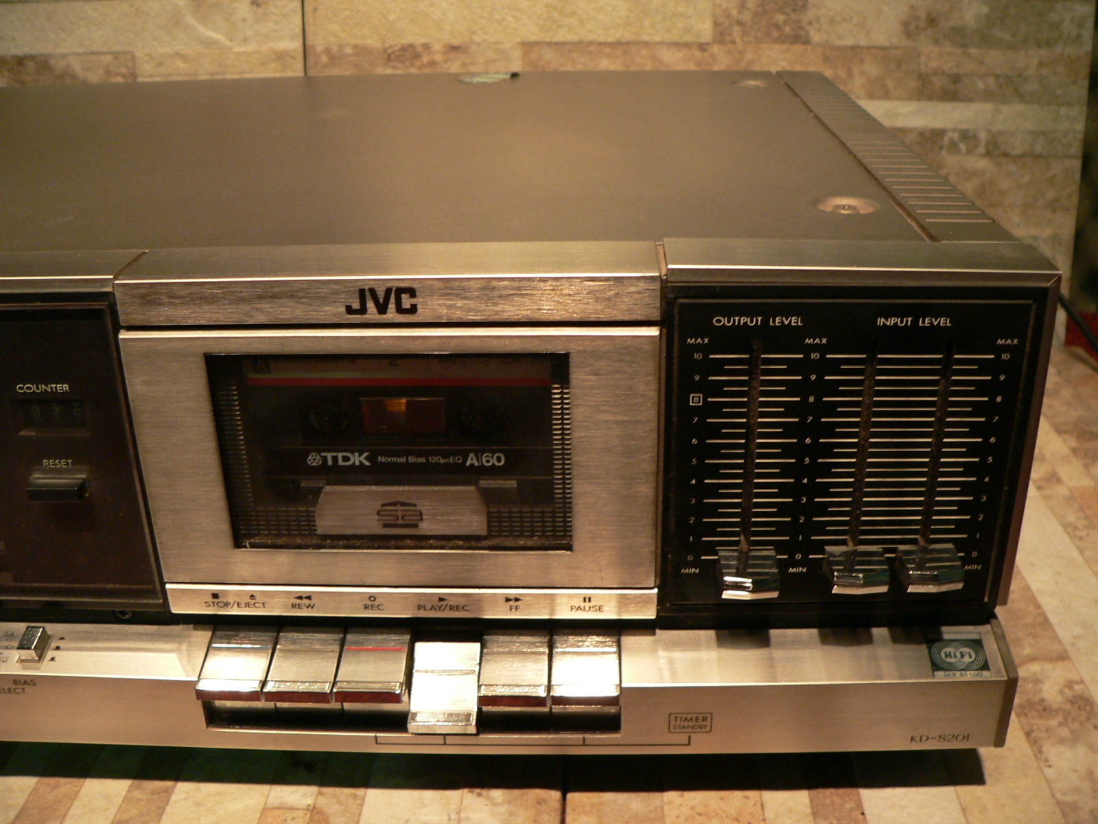 su-distribuidor audio hi-fi and hi-end: DECK JVC KD-S201 JAPAN -SIN STOCK-