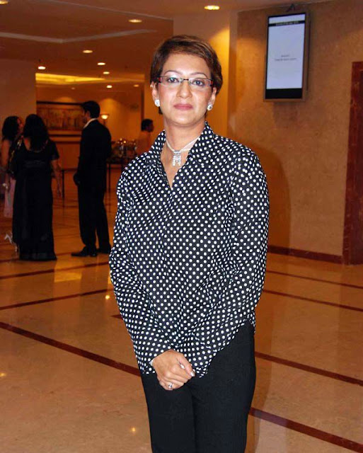 Supriya Karnik Hot Bikini Image Gallery, Images, Photos, Pics - Cinemagigs