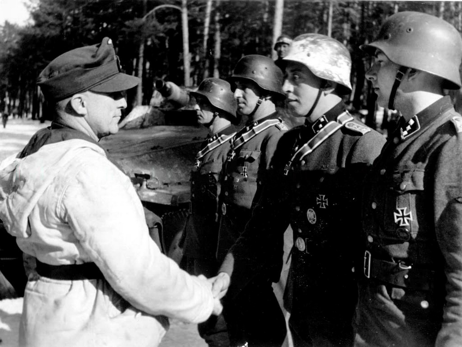 NAZI JERMAN: Foto 11. SS Freiwilligen-Panzergrenadier-Division Nordland