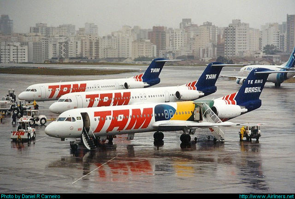 Cultura Aeronáutica: Os Fokker 100 da TAM: o sucesso e as tragédias