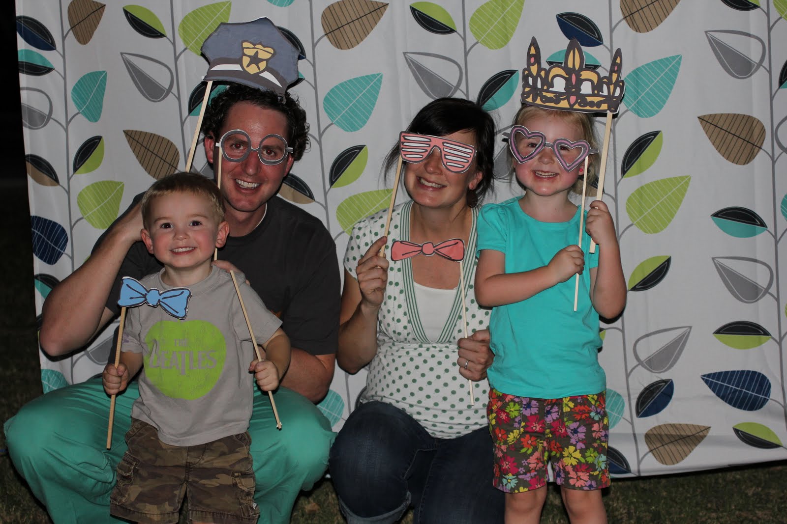 The Comin Family: Photo Booth Fun