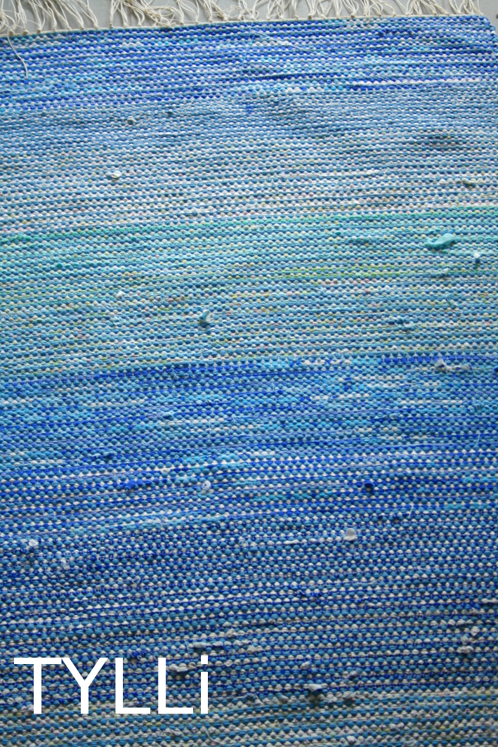 TYLLi: Kesän eka räsymatto